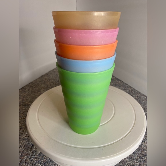 Tupperware | Kitchen | Colorful Tupperware Cup Bundle | Poshmark